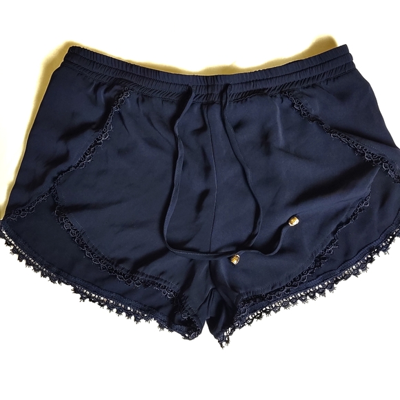 Wishlist | Shorts | Wishlist Boho Detailed Embroidered Overlay Shorts ...